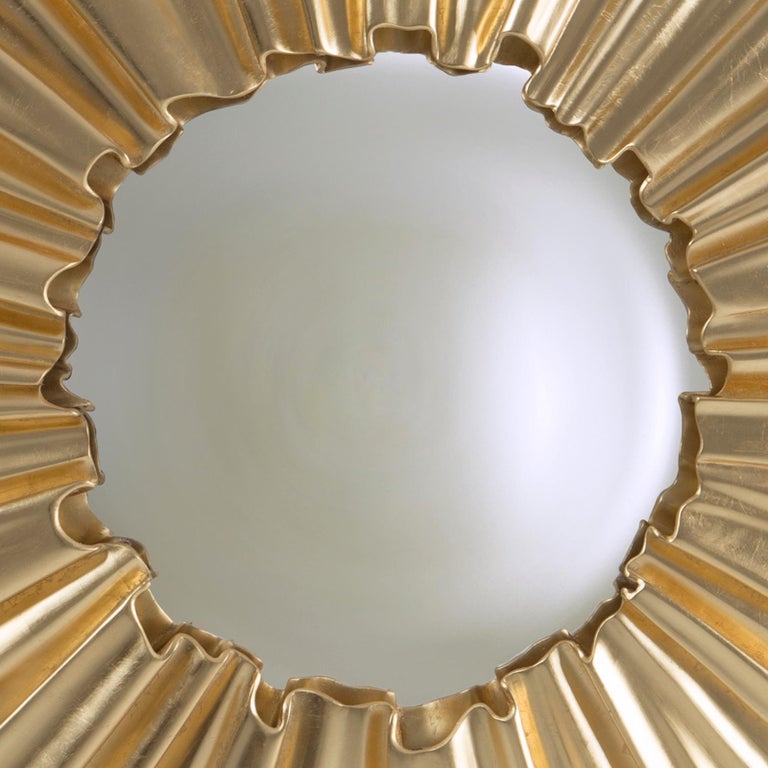 Fluted Gold Mirror in Solid Mahogany Wood For Sale at 1stDibs