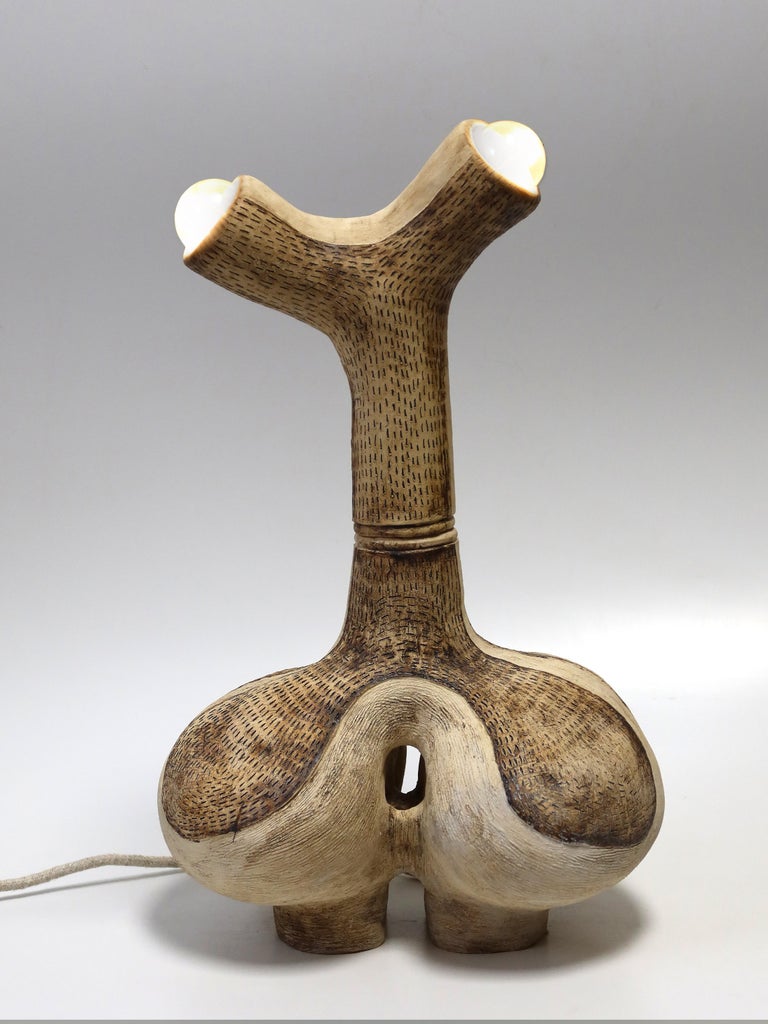 FLUX 01 Collectible White Ceramic Table Lamp by Jan Ernst For Sale at ...