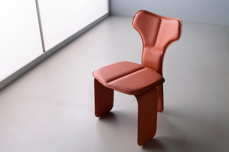 Fly chair in leather by Tiago Curioni, Brazilian contemporary design ...