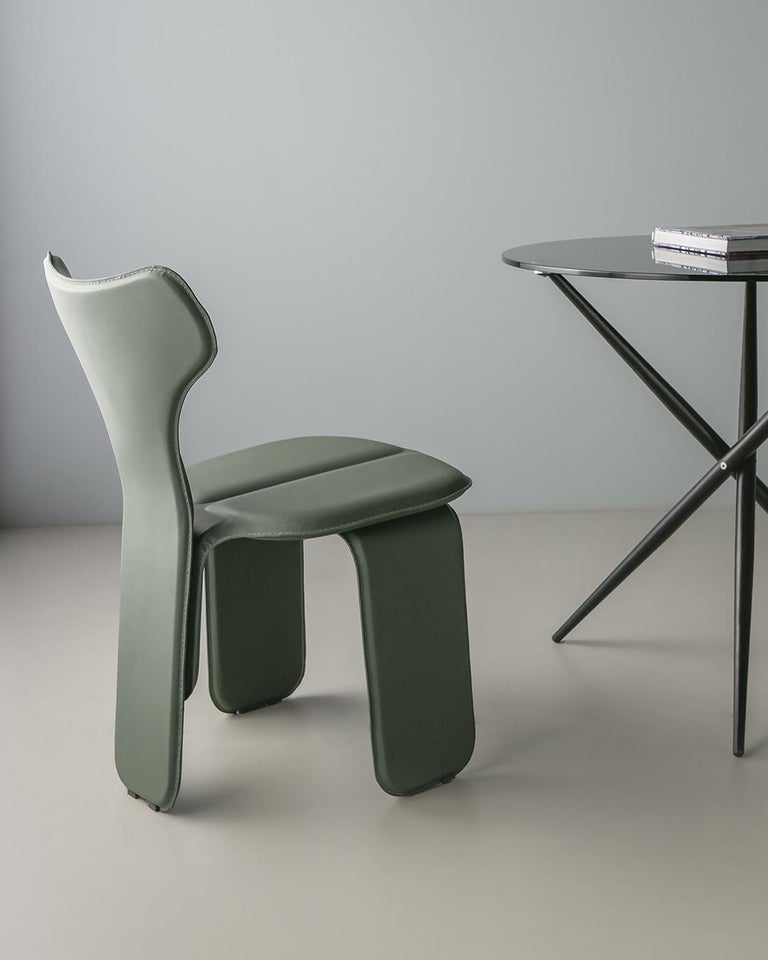 Fly chair in leather by Tiago Curioni, Brazilian contemporary design ...