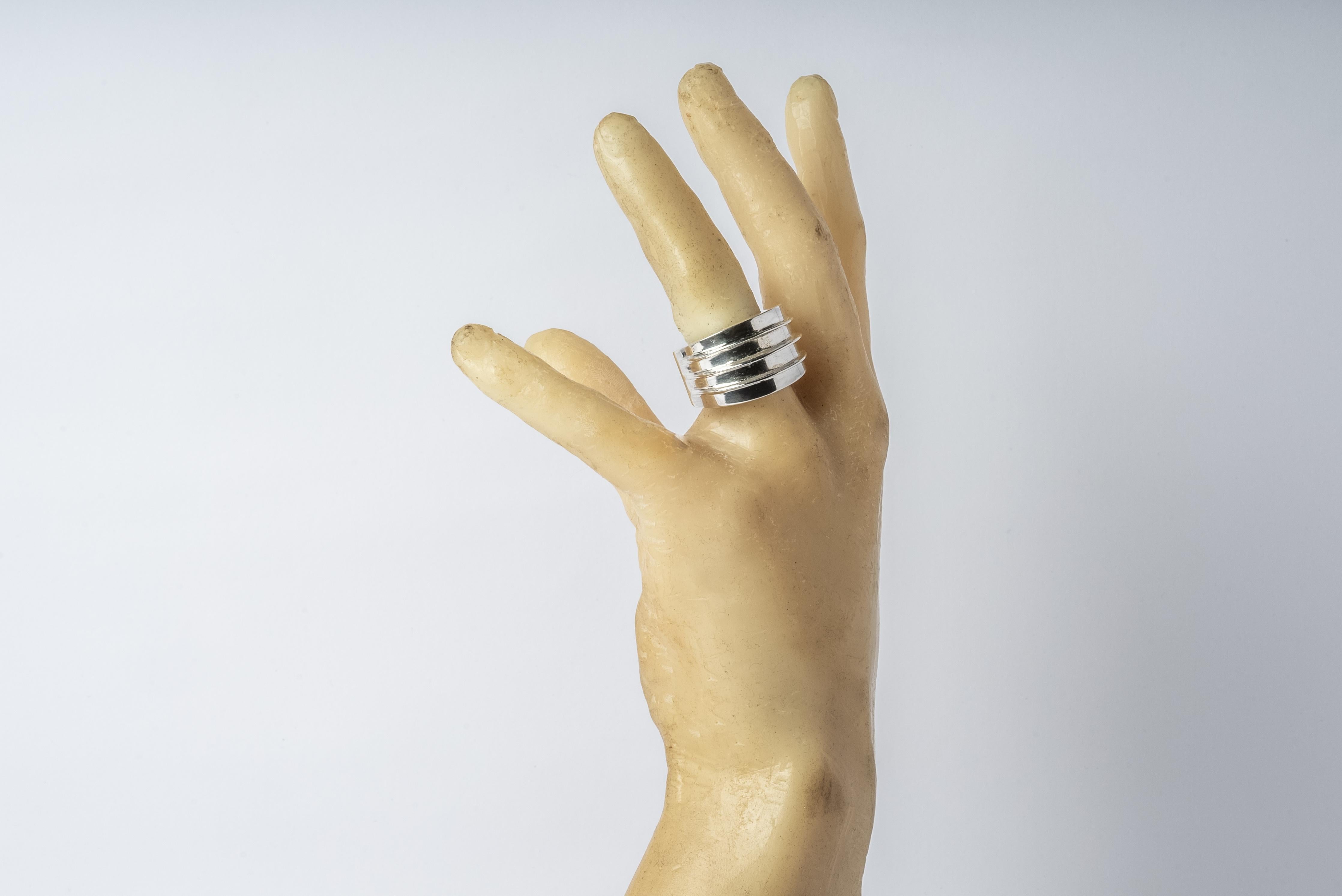 Customizable Foldform Crescent Ring (3 Fold, 19mm, PA) For Sale at 1stDibs