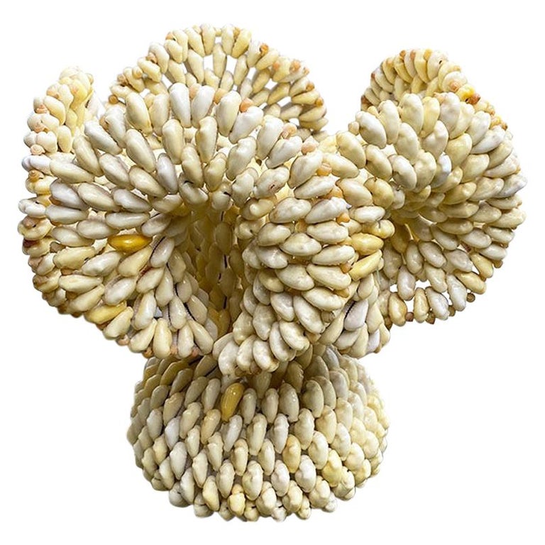 Folk Art Trompe L'Oeil Ruffled Shell Vase For Sale at 1stDibs