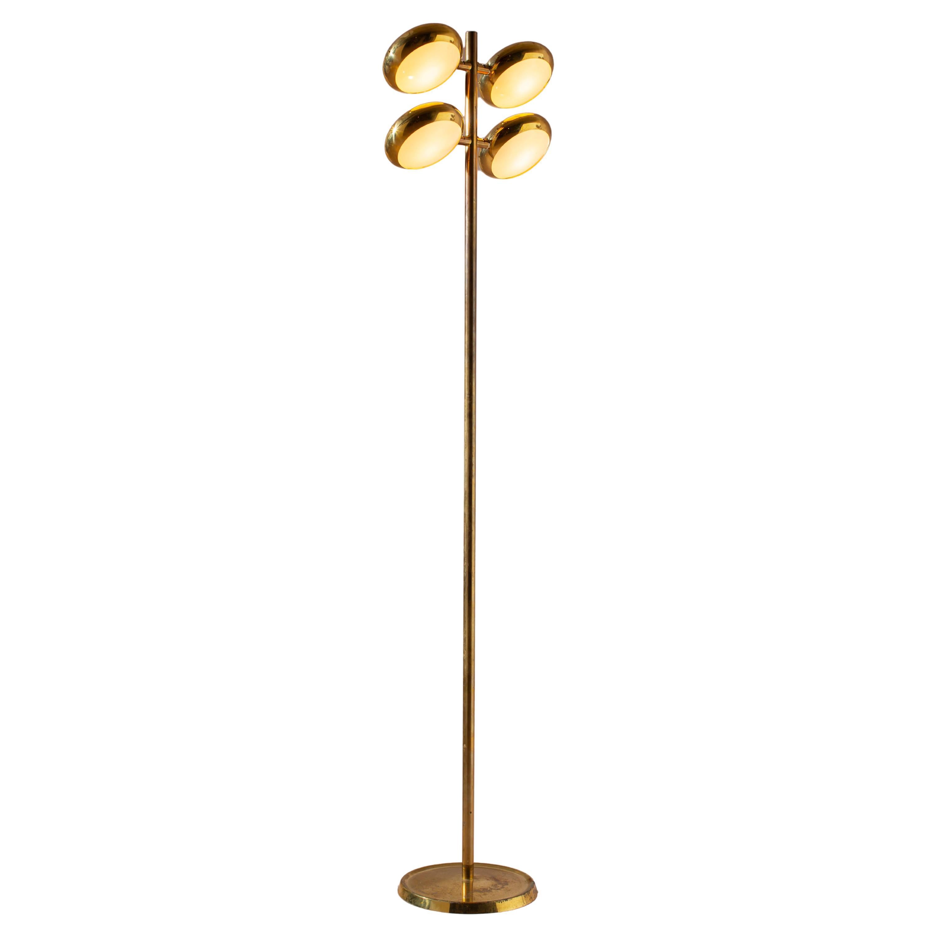Fontana Arte pair of coffee tables Model 2341 made of brass and glass ...