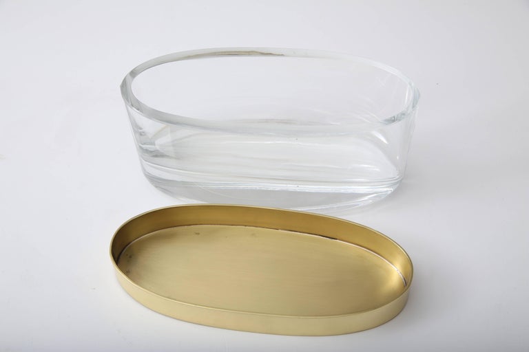Oval-Form Lidded Box in Crystal and Brass For Sale at 1stDibs