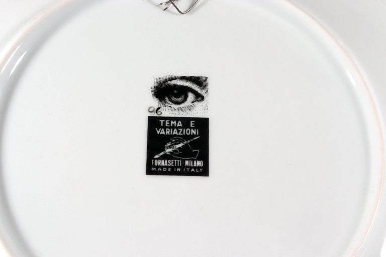 Fornasetti Themes and Variations Gold Plate, Tema E Variazioni, Pattern ...