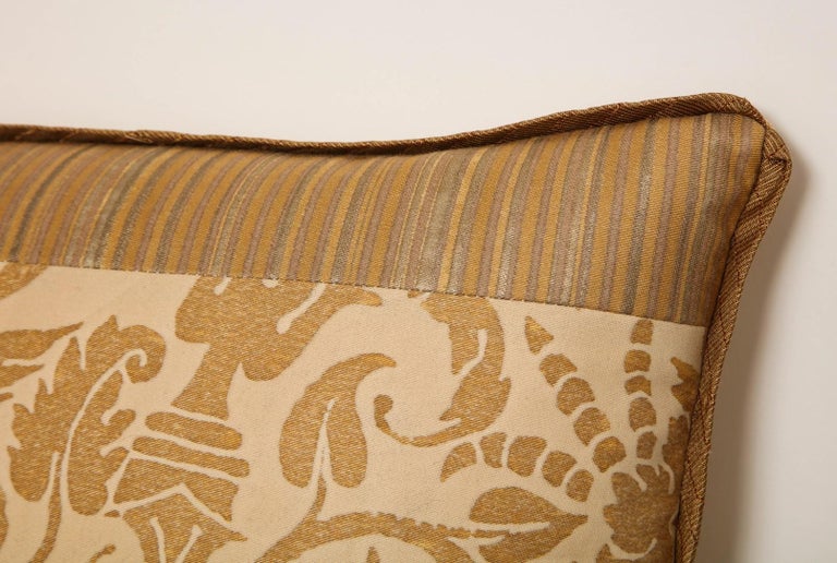 Fortuny Fabric Cushion in the Ucceli Pattern For Sale at 1stDibs