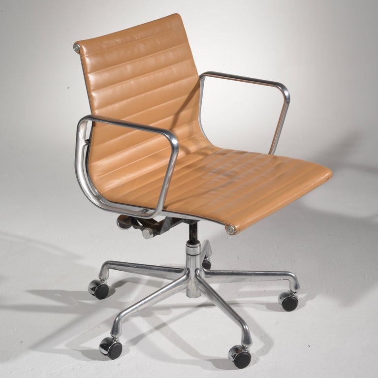 Four Vintage Eames Aluminum Group Leather "Management" Chairs in Tan ...
