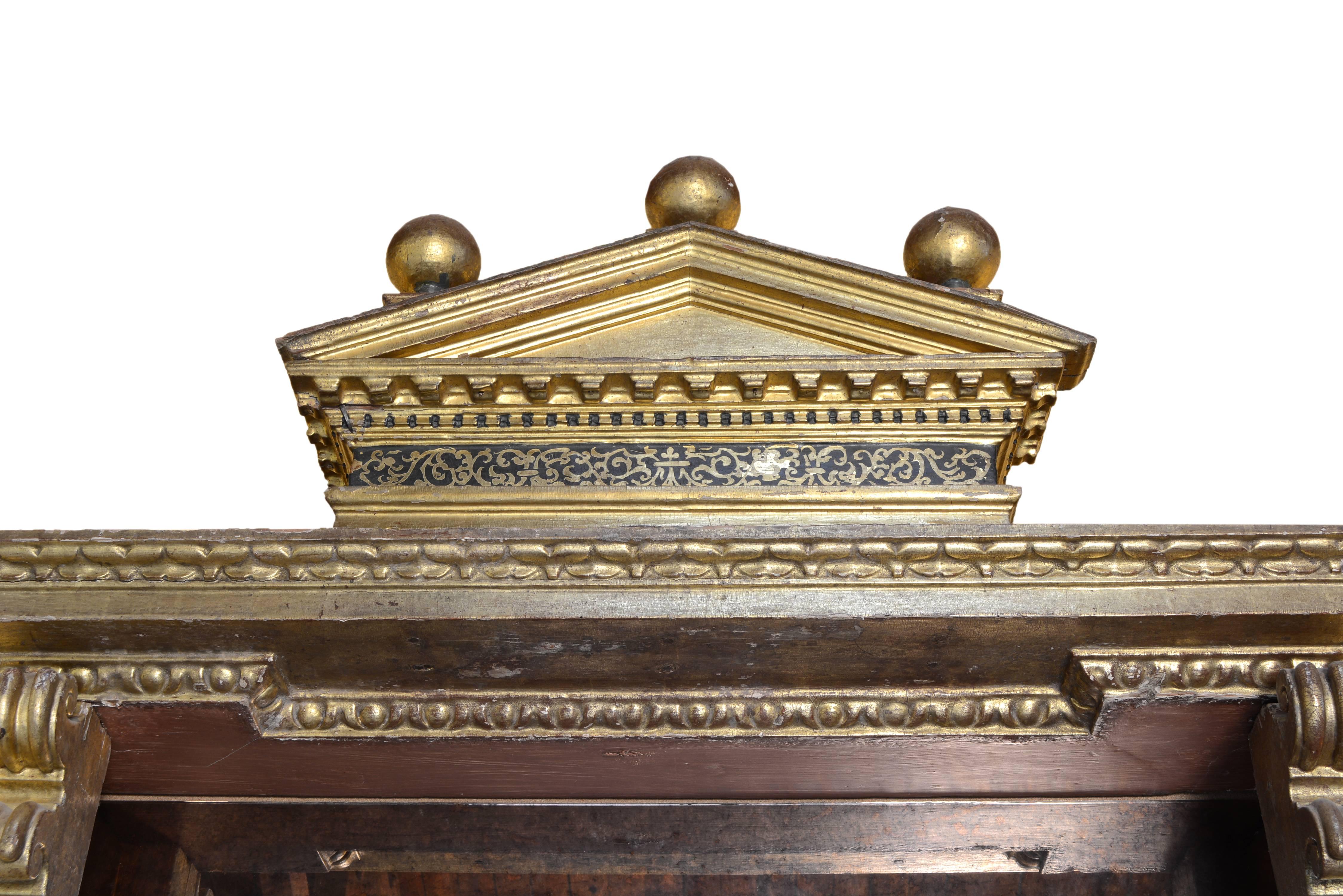 Frame Carved Wood, Polychrome and Gold, 16th Century For Sale at 1stDibs