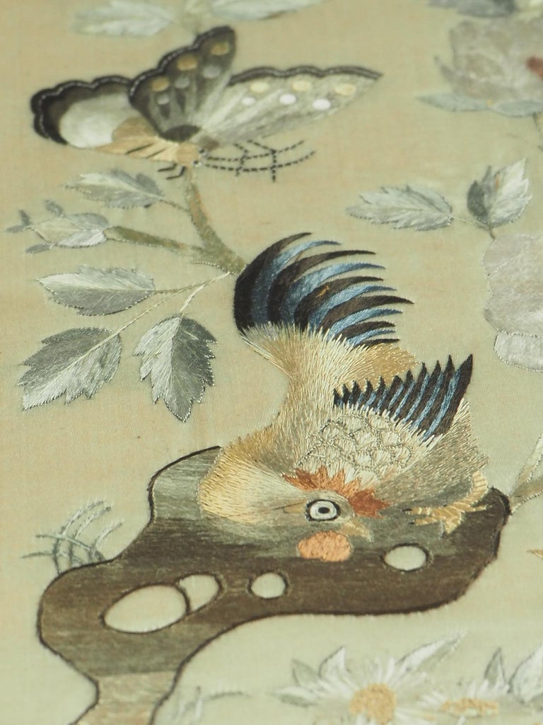 Framed 19th Century Chinese Silk Birds Embroidery For Sale at 1stDibs