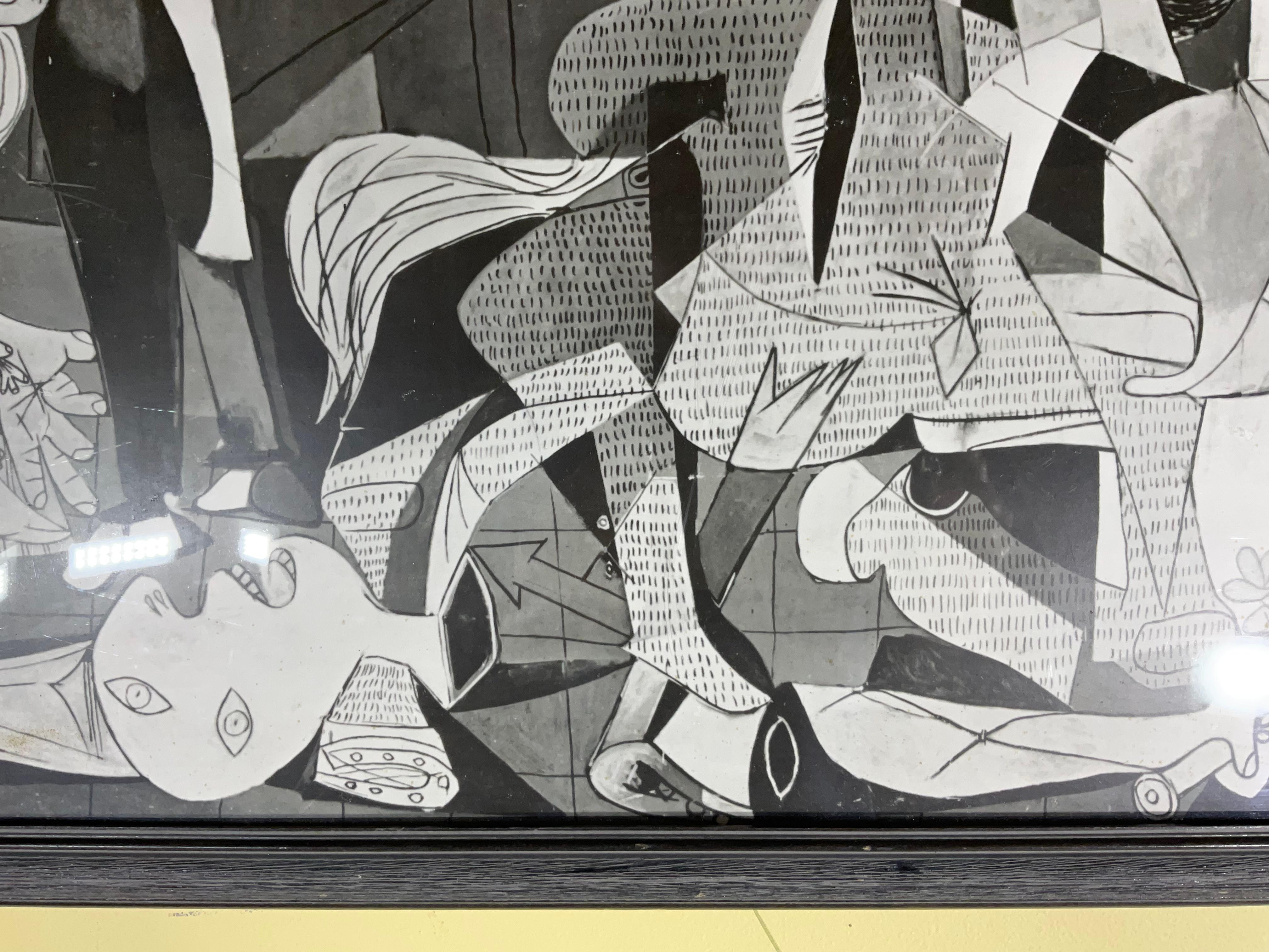Framed Pablo Picasso Print of “Guernica” at 1stDibs | picasso prints framed