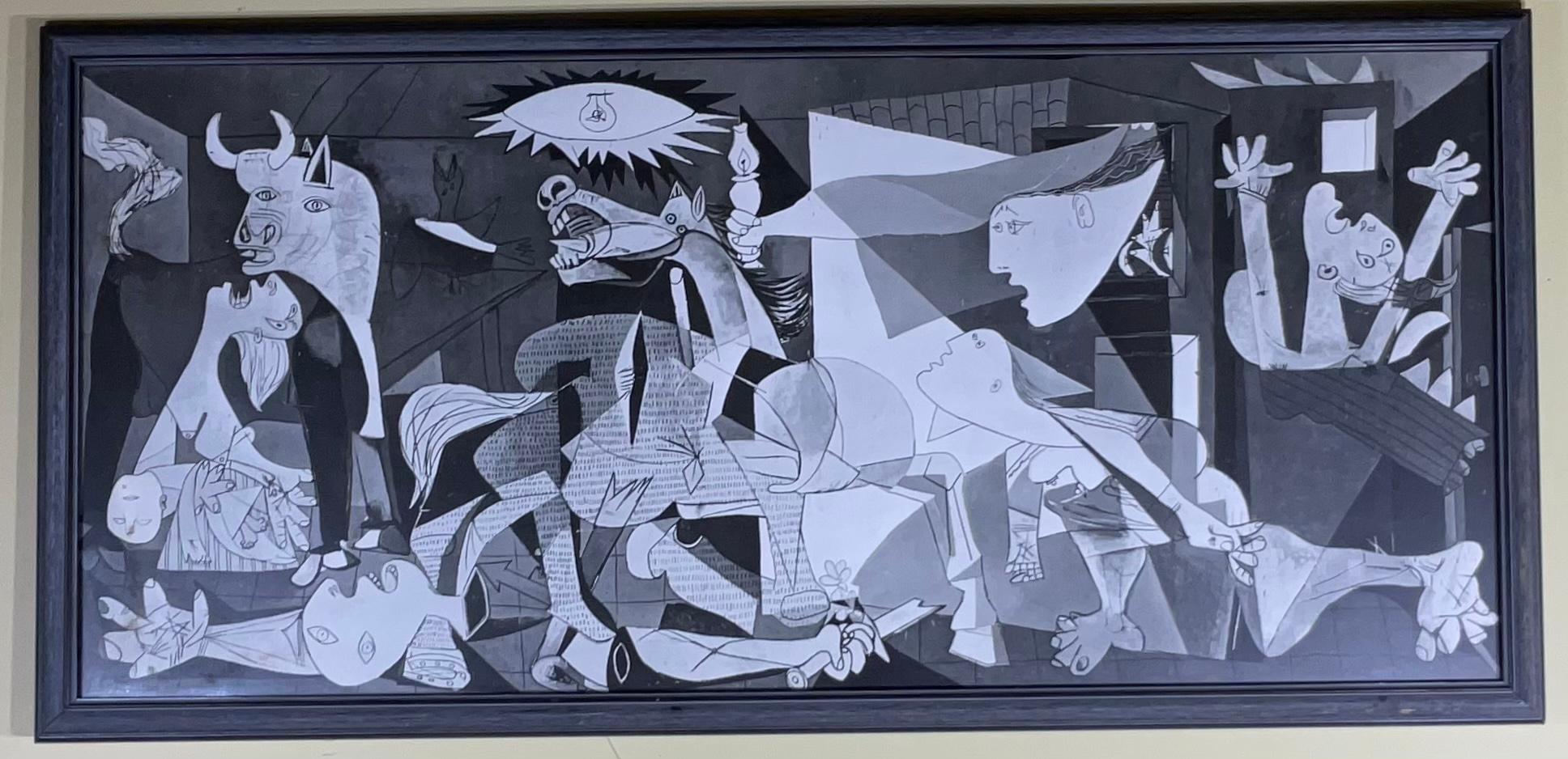 Framed Pablo Picasso Print of “Guernica” at 1stDibs | picasso prints framed