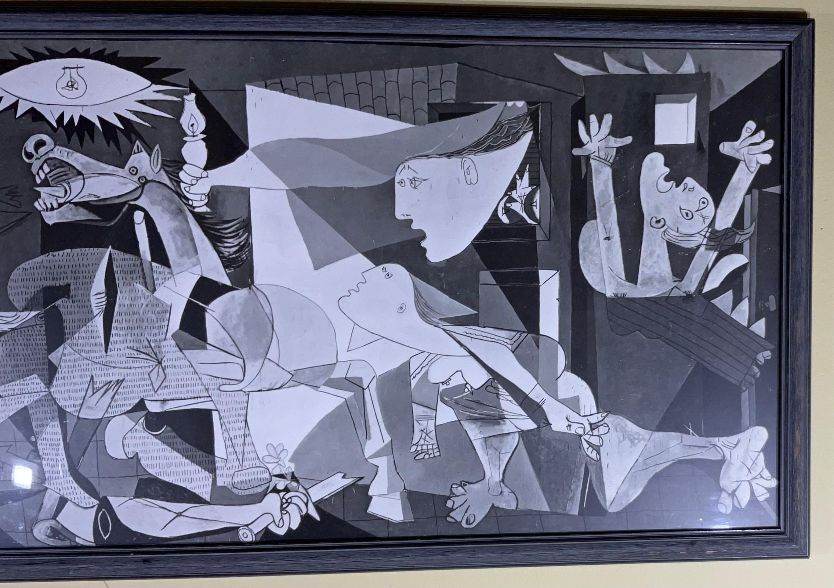 Framed Pablo Picasso Print of “Guernica” at 1stDibs | picasso prints framed