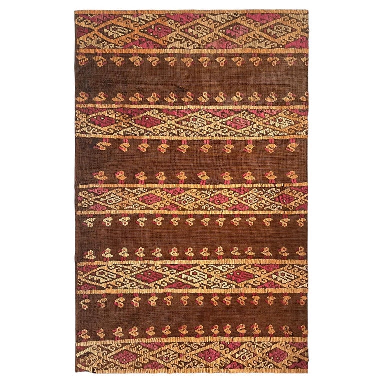 Framed Pre-Columbian Woven Textile from Chancay Culture For Sale at 1stDibs