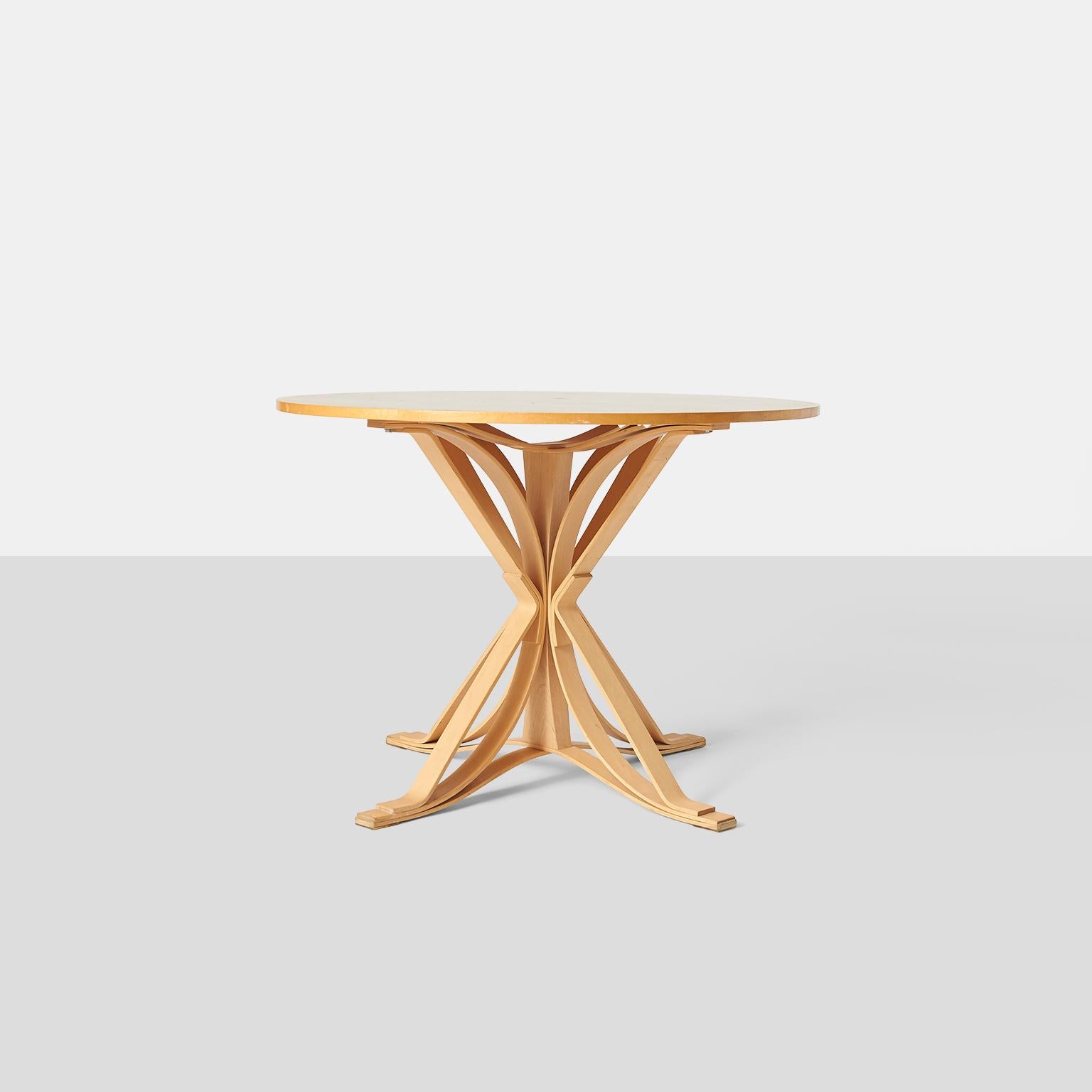 Frank Gehry “Face Off” Wood Top Dining Table For Sale at 1stDibs