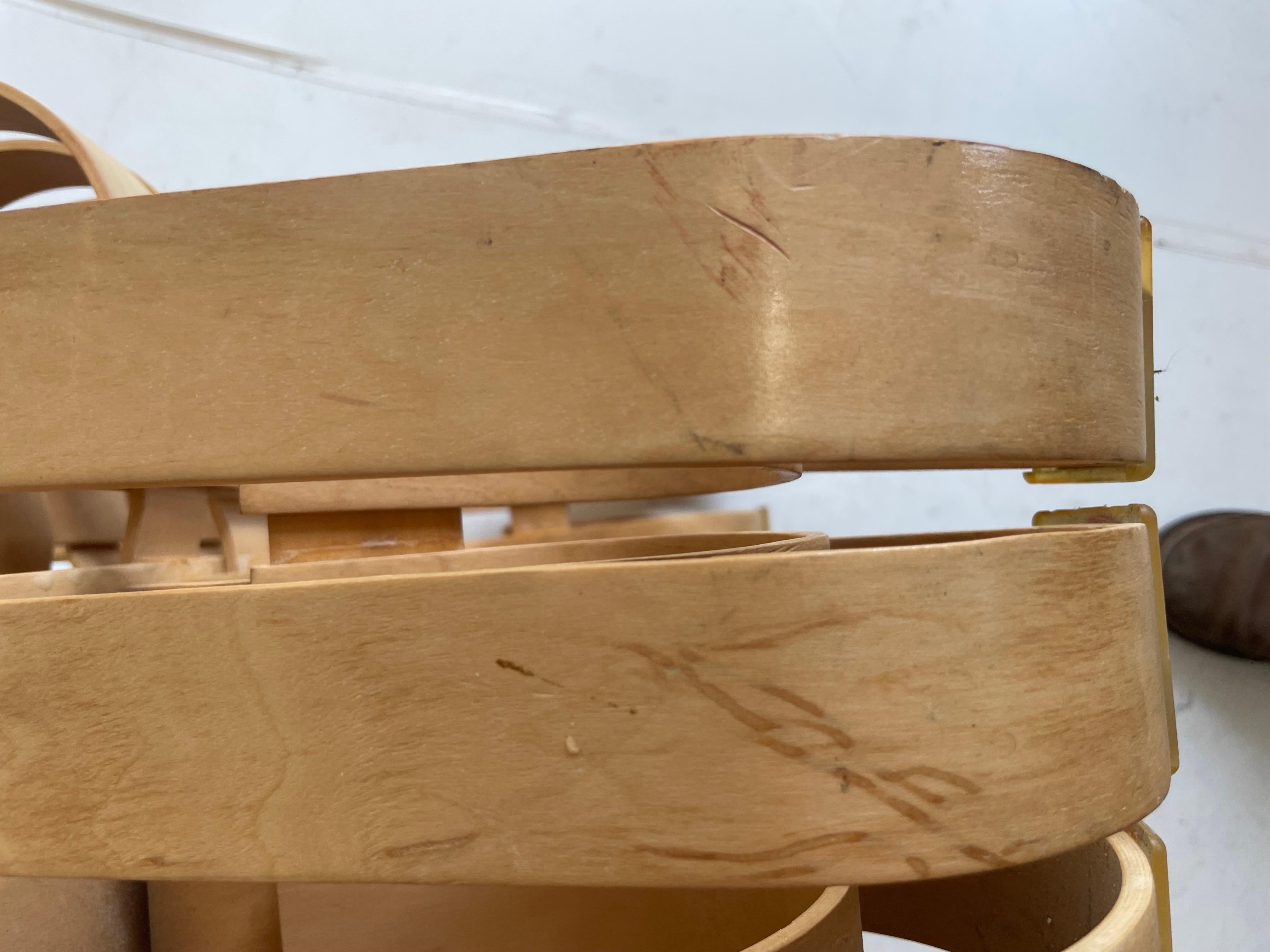Knoll Frank Gehry Power Play Chair For Sale at 1stDibs