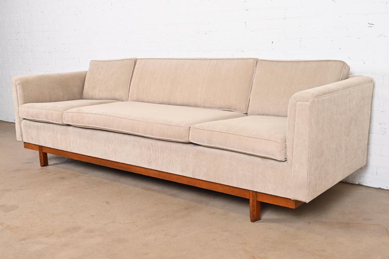 Frank Lloyd Wright for Heritage Henredon Taliesin Long Sofa, 1950s For Sale at 1stDibs