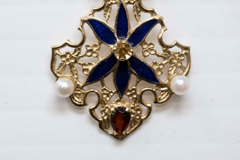 Franklin Mint 14k Gold Enamel Pearls Garnet Pendant For Sale at 1stDibs