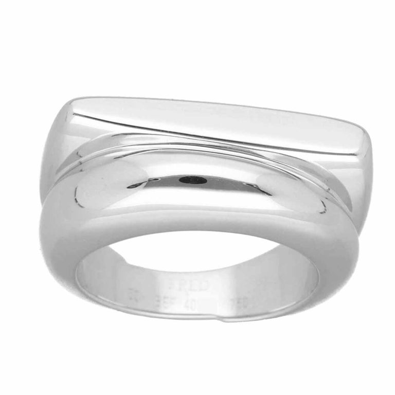Fred 18 Karat White Gold Success Ring Small Model For Sale at 1stDibs