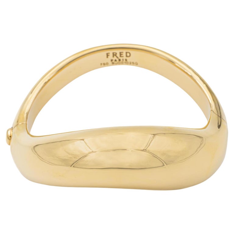 Fred Bracelet Mouvementã Yellow Gold For Sale at 1stDibs