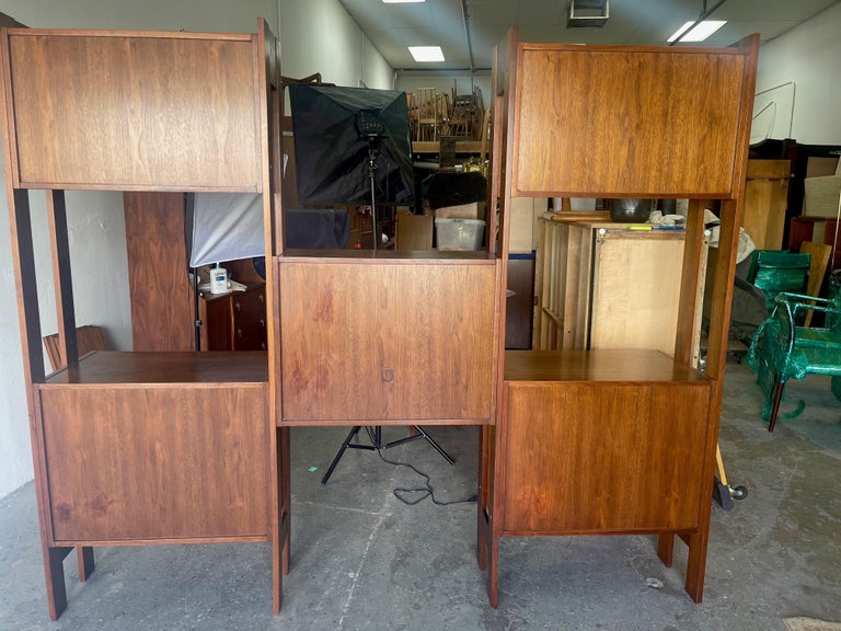 Free Standing Mid-Century Modern Walnut 3 Bay Modular Wall Unit / Room ...