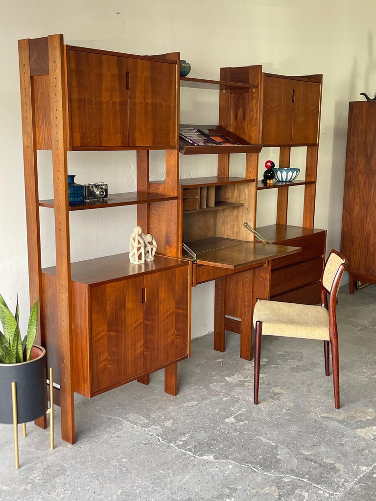 Free Standing Mid-Century Modern Walnut 3 Bay Modular Wall Unit / Room ...