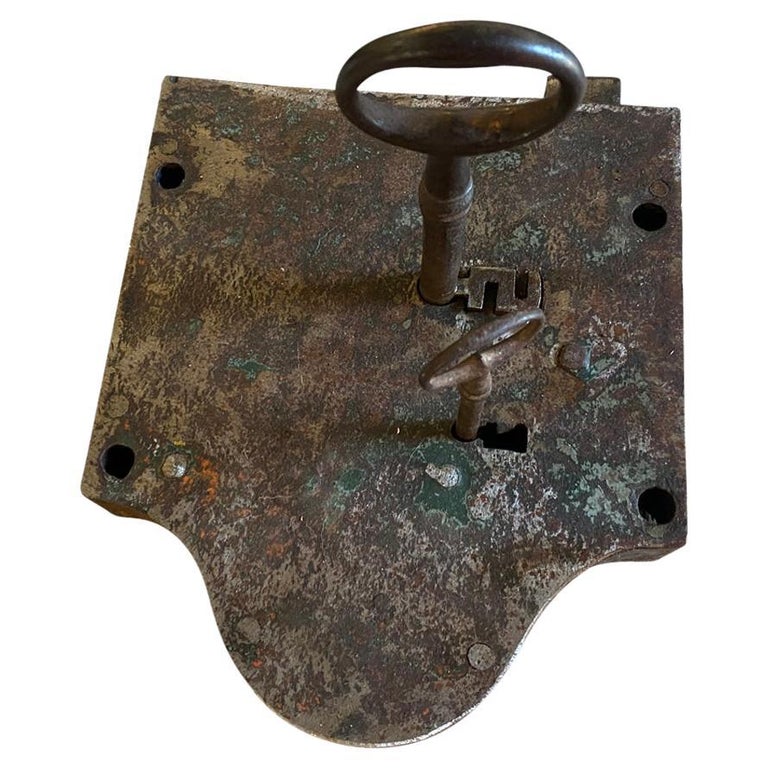 French 17th Century Lock For Sale at 1stDibs