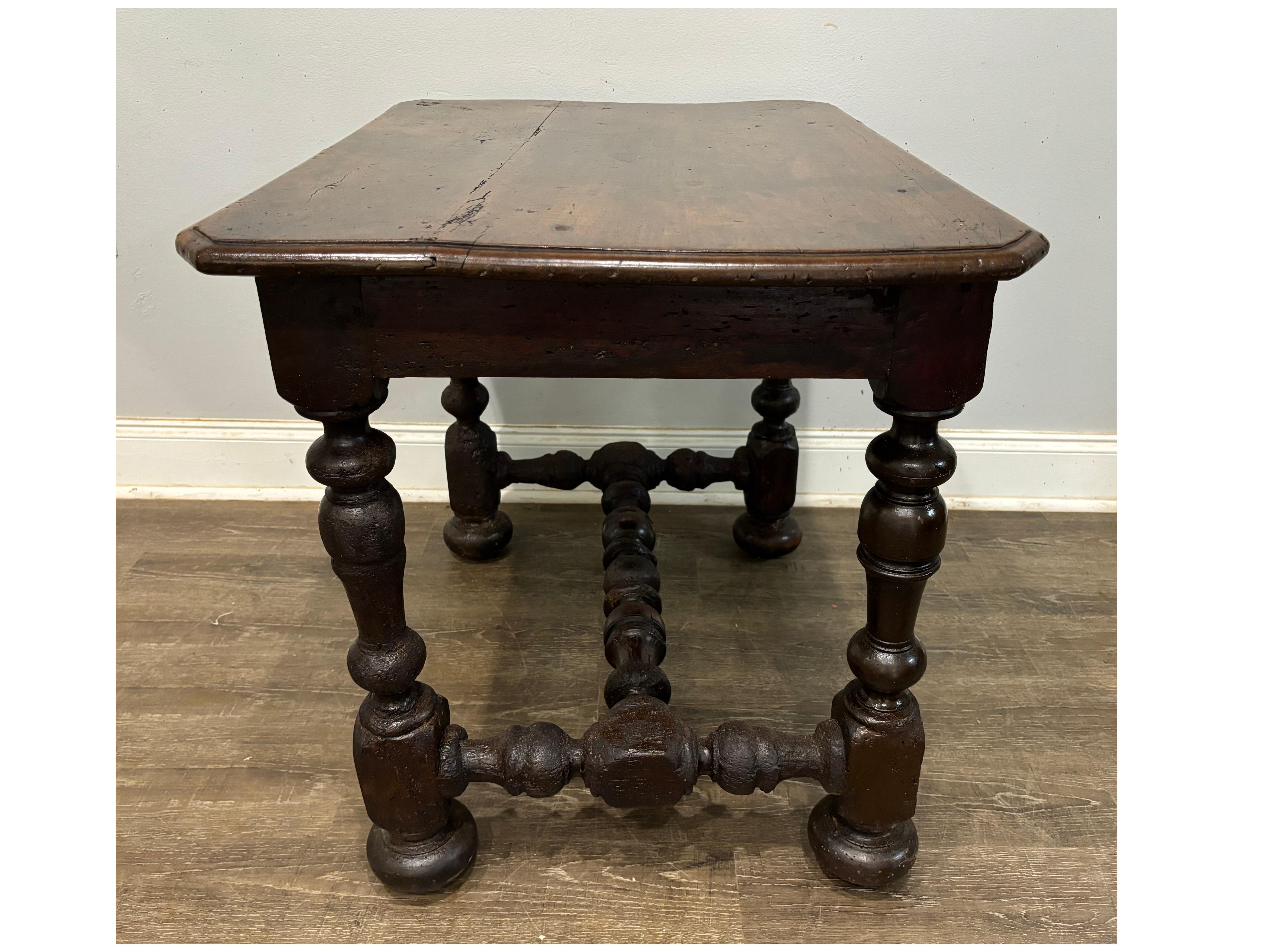 French 17th Century Small Table For Sale at 1stDibs