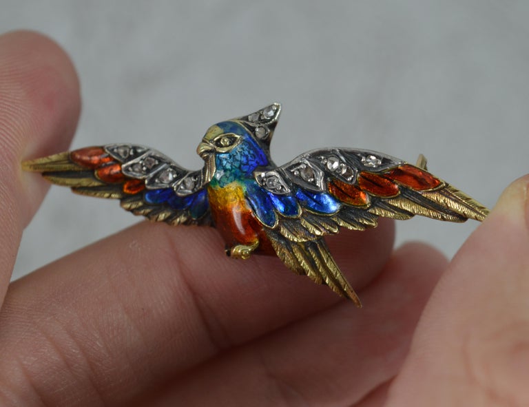 French 18 Carat Gold Enamel and Diamond Parrot Brooch For Sale at 1stDibs