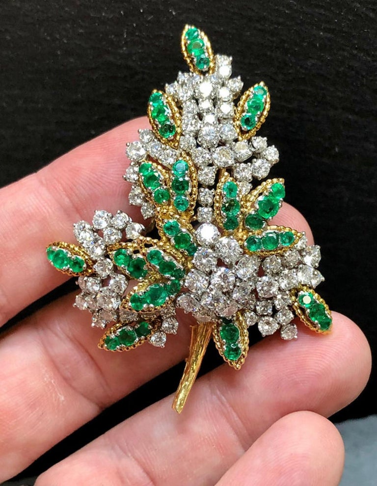 French 18K Platinum Diamond Emerald Leaf Brooch For Sale at 1stDibs