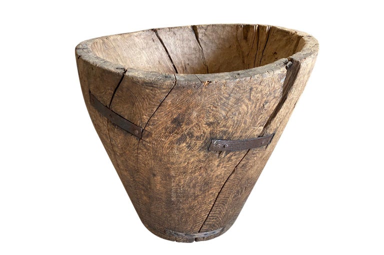 French 18th Century Chestnut Brusque For Sale at 1stDibs