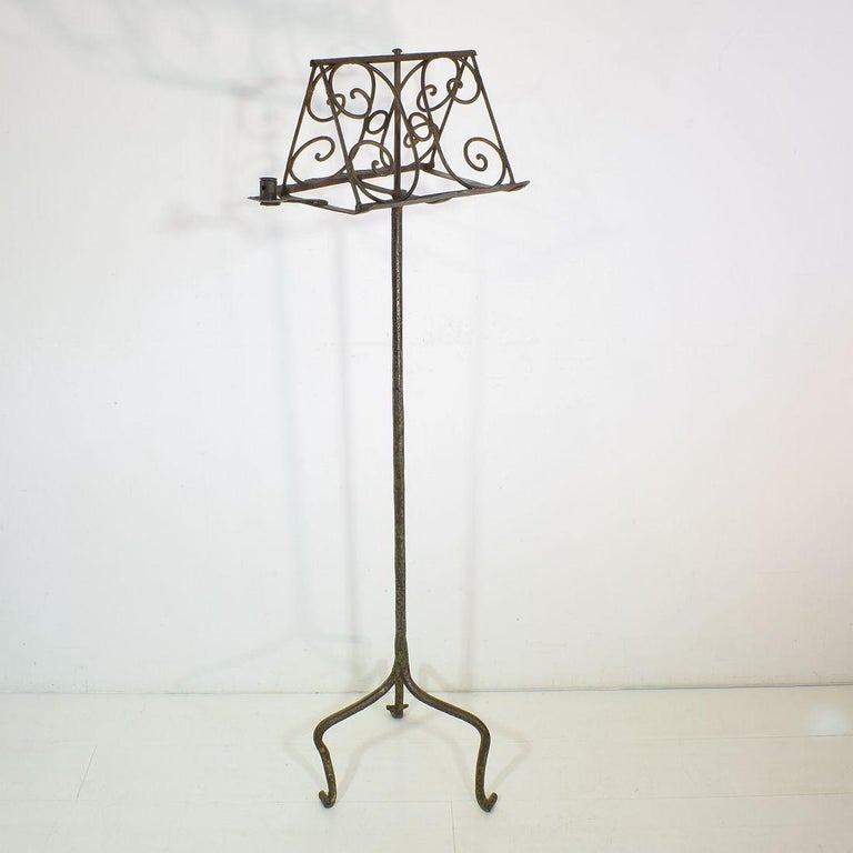 French 18th Century Hand Forged Iron Lectern For Sale at 1stDibs