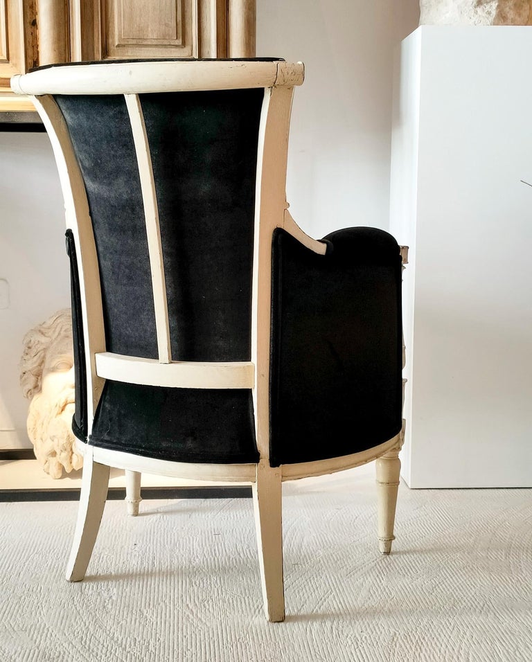 French 18th Century Lacquered Directoire Bergère For Sale at 1stDibs