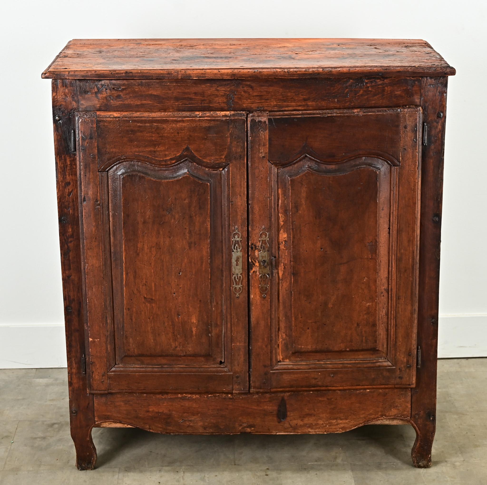 French 18th Century Louis XV Petite Buffet For Sale at 1stDibs