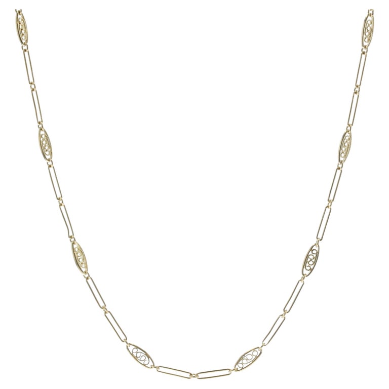 French 1900s 18 Karat Yellow Gold Filigree Chain For Sale at 1stDibs