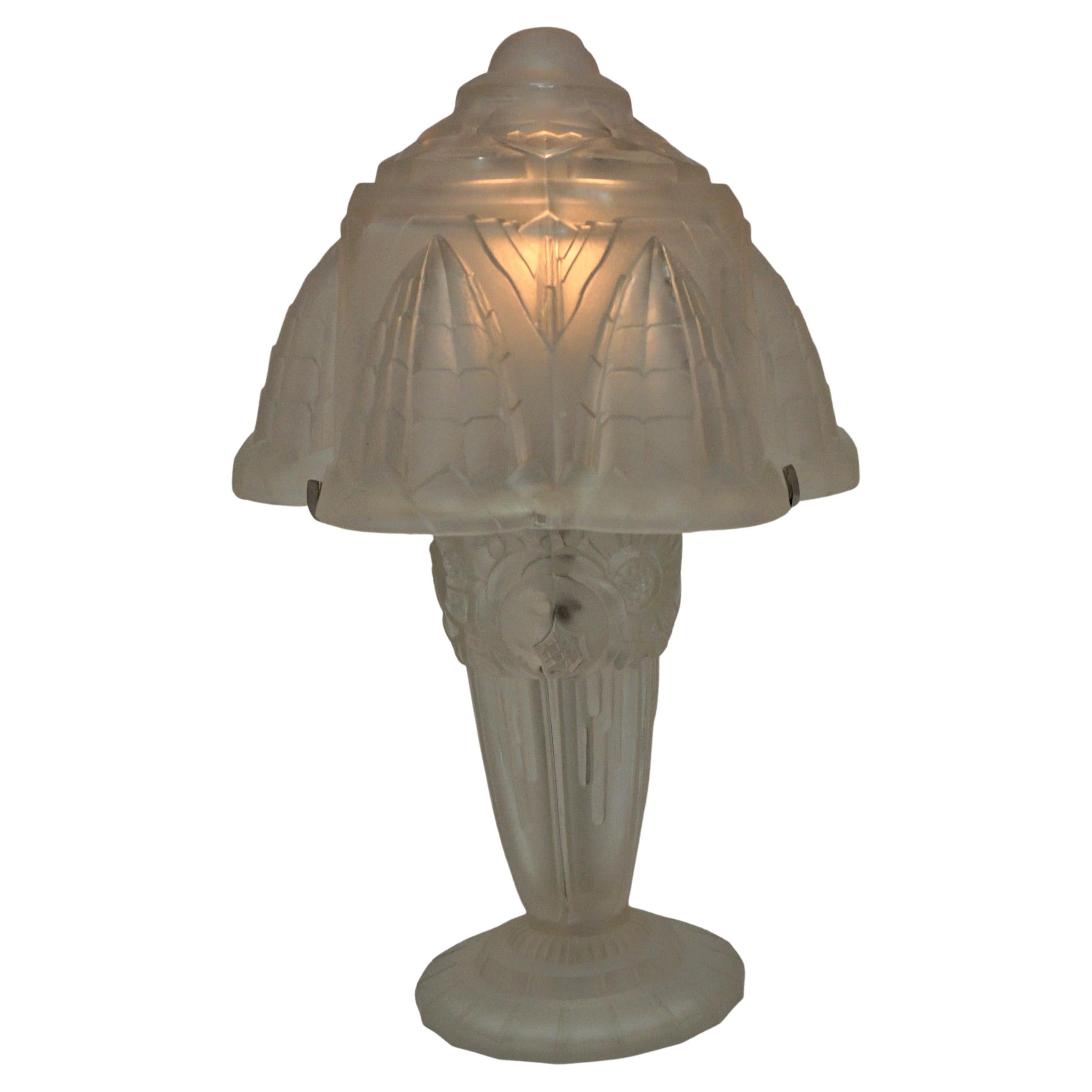 Frosted glass Art Deco table lamp, c. 1920 For Sale at 1stDibs