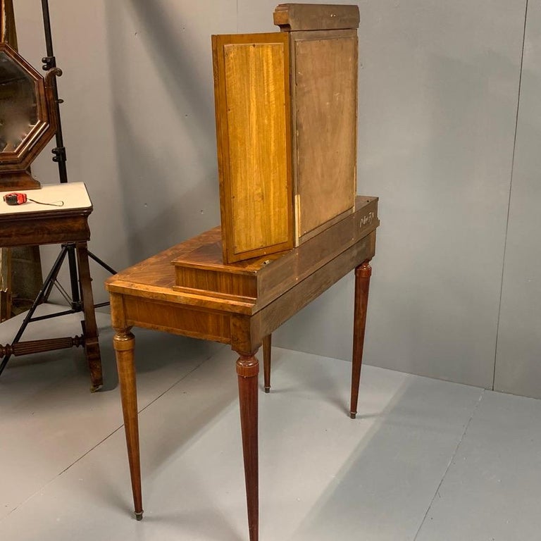 French 1920s Dressing Table with Burr Walnut Banding and Bevelled ...