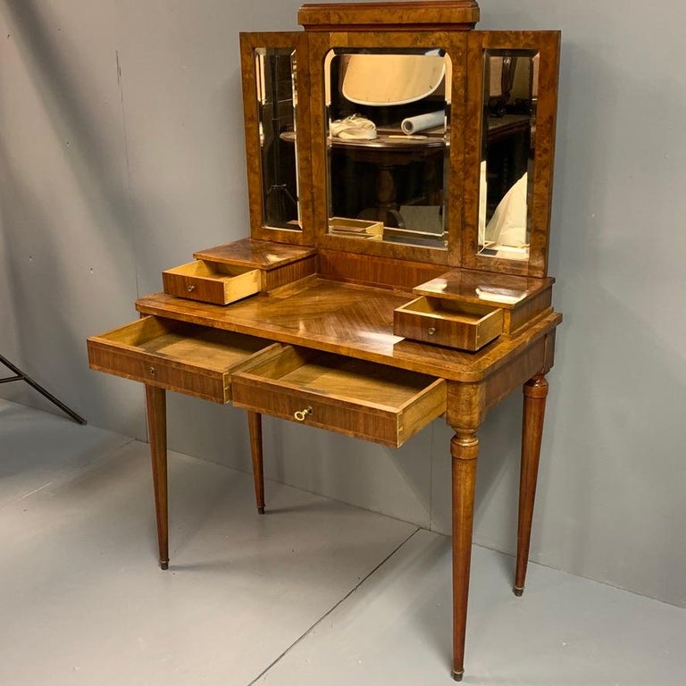 French 1920s Dressing Table with Burr Walnut Banding and Bevelled ...
