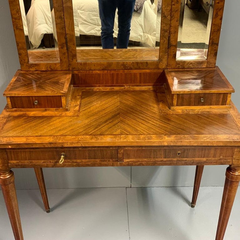 French 1920s Dressing Table with Burr Walnut Banding and Bevelled ...