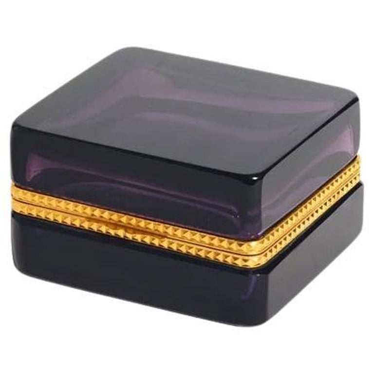 French, 1940s, Amethyst Glass Jewelry Box For Sale at 1stDibs