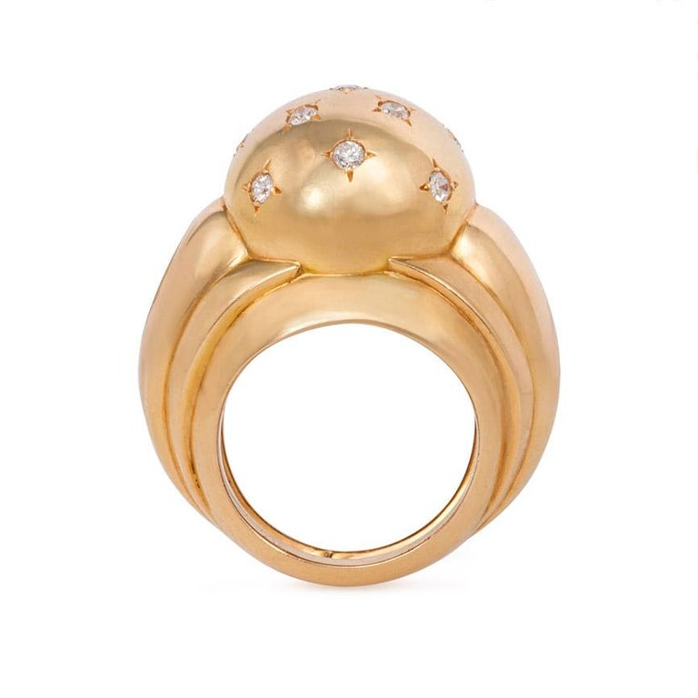 French 1940s Gold and Star-Set Diamond Domed Ring For Sale at 1stDibs