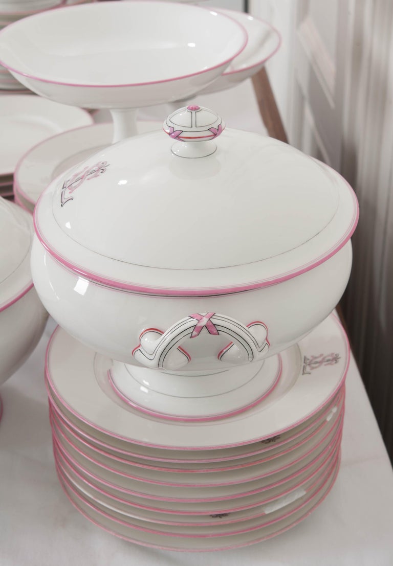 French 19th Century 95-Piece Old Paris Porcelain Dinner Service at 1stDibs