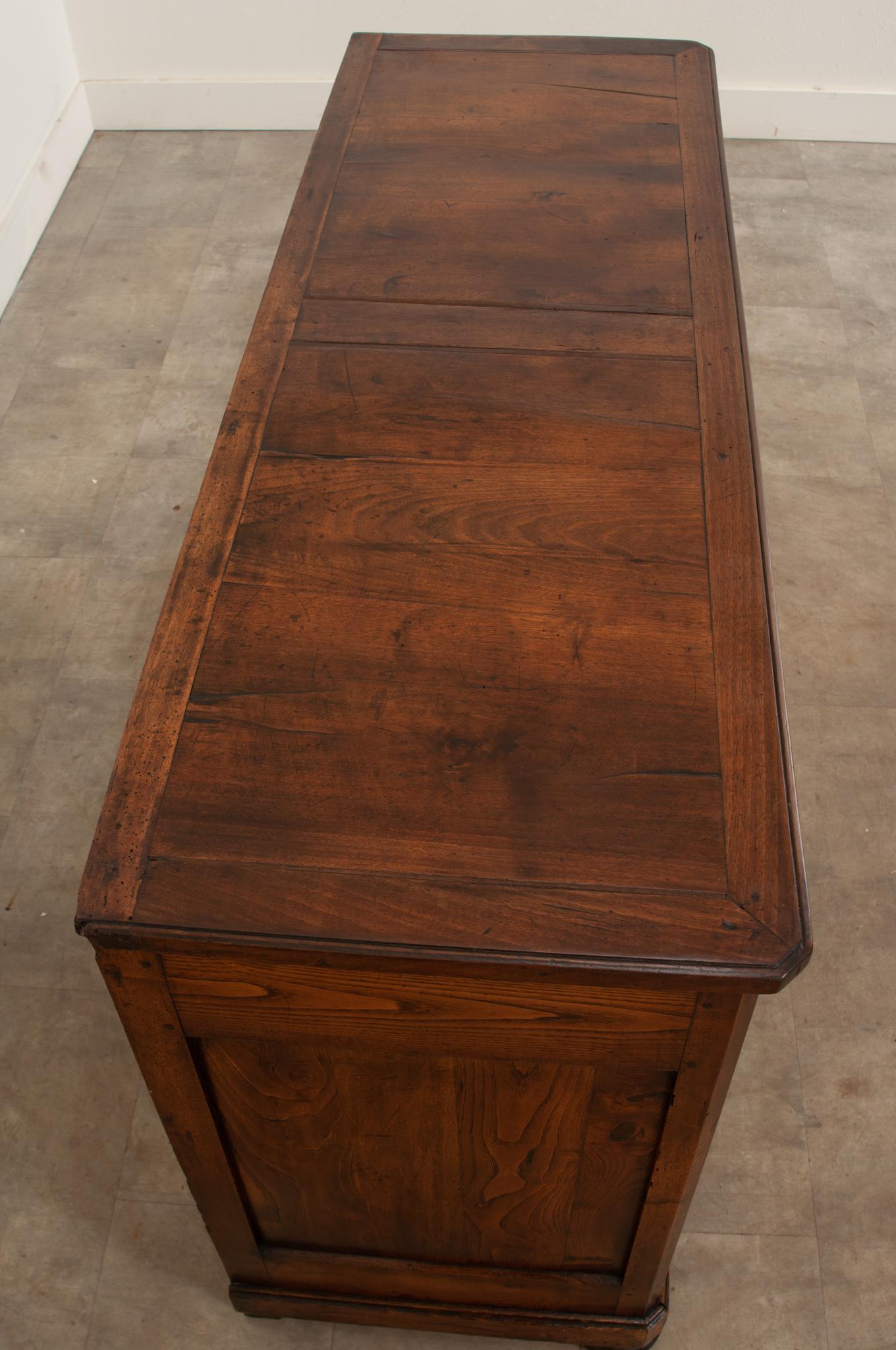 French 19th Century Ash and Walnut Enfilade For Sale at 1stDibs