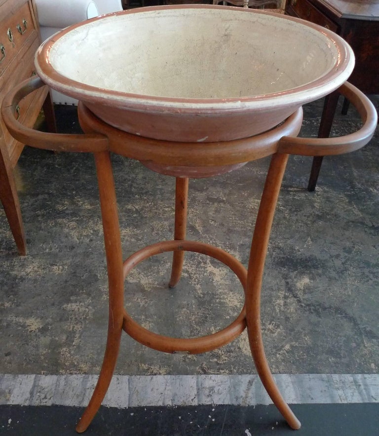 French 19th Century Bentwood Wash-Stand For Sale at 1stDibs