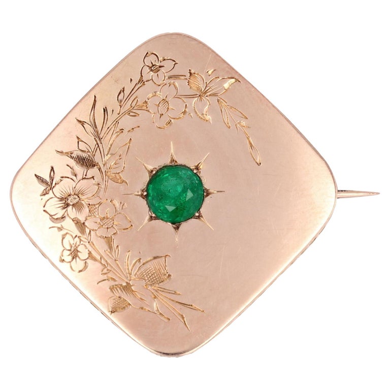 French 19th Century Emerald 18 Karat Rose Gold Brooch For Sale at 1stDibs