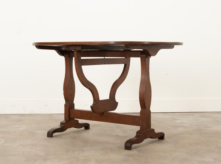 French 19th Century Oak Vendange Table For Sale at 1stDibs