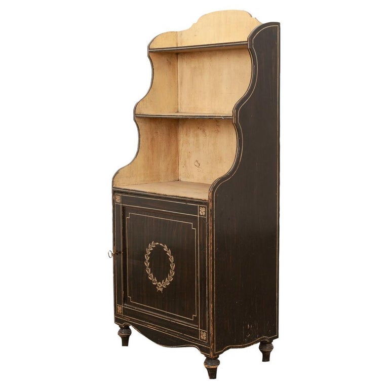 French 19th Century Petite Painted Bookcase For Sale at 1stDibs