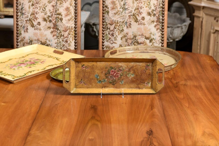 French 19th Century Tole Tray with Hand-Painted Floral Decor and ...