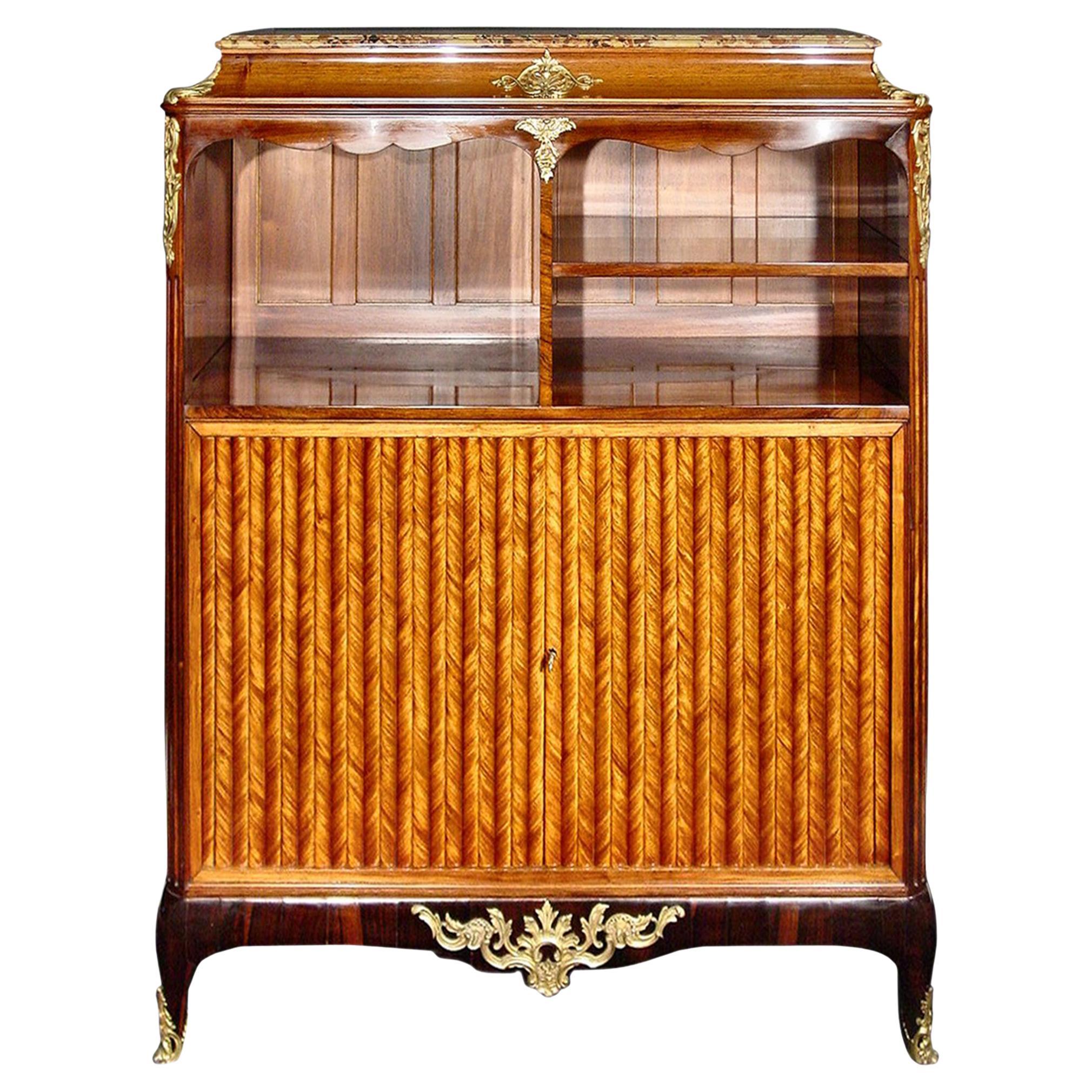 Pair of French 19th Century Oak Cabinets For Sale at 1stDibs