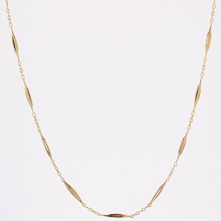 French 20th Century 18 Karat Yellow Gold Shuttle Mesh Chain For Sale at ...