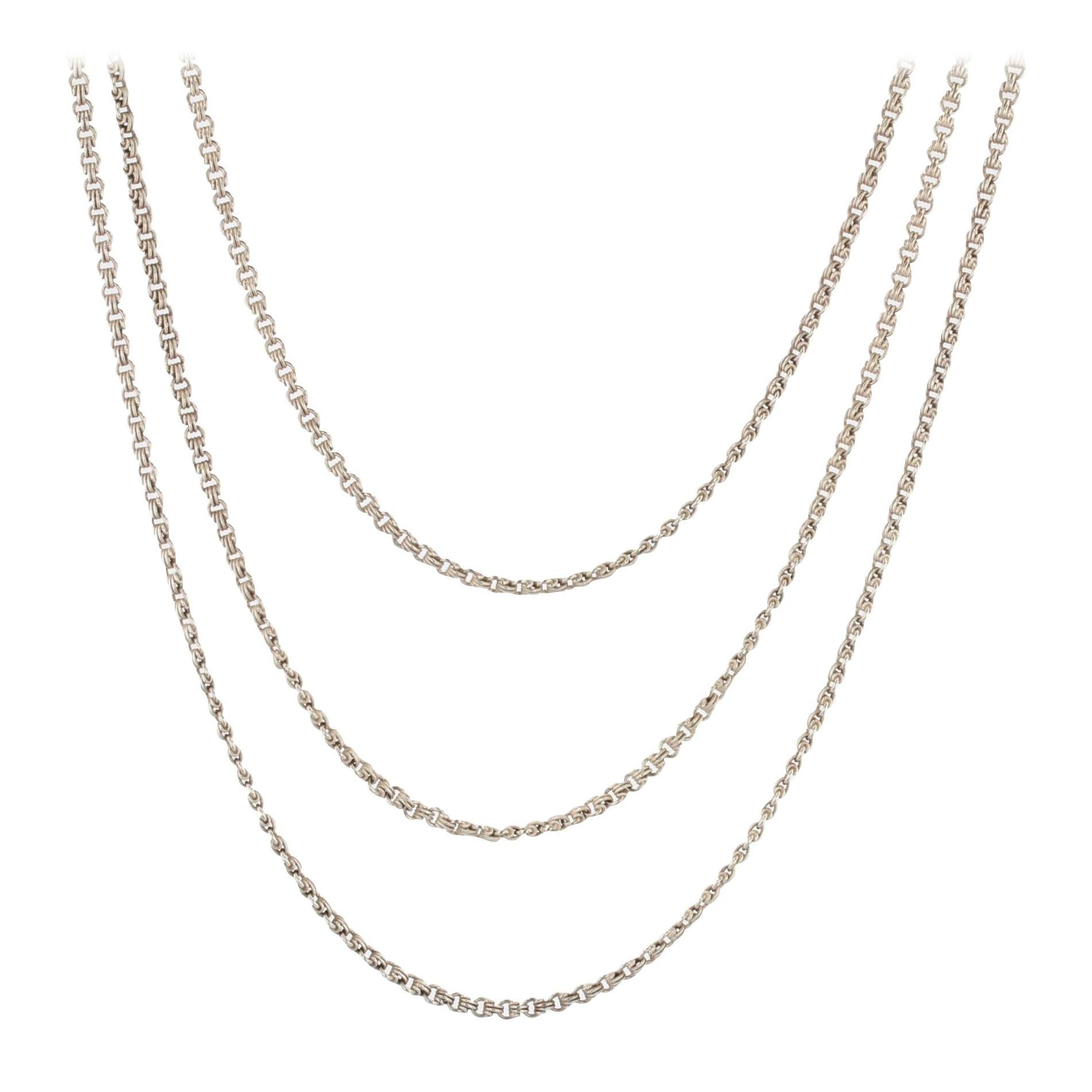 1900s Chiseled Silver Long Chain Necklace For Sale at 1stDibs